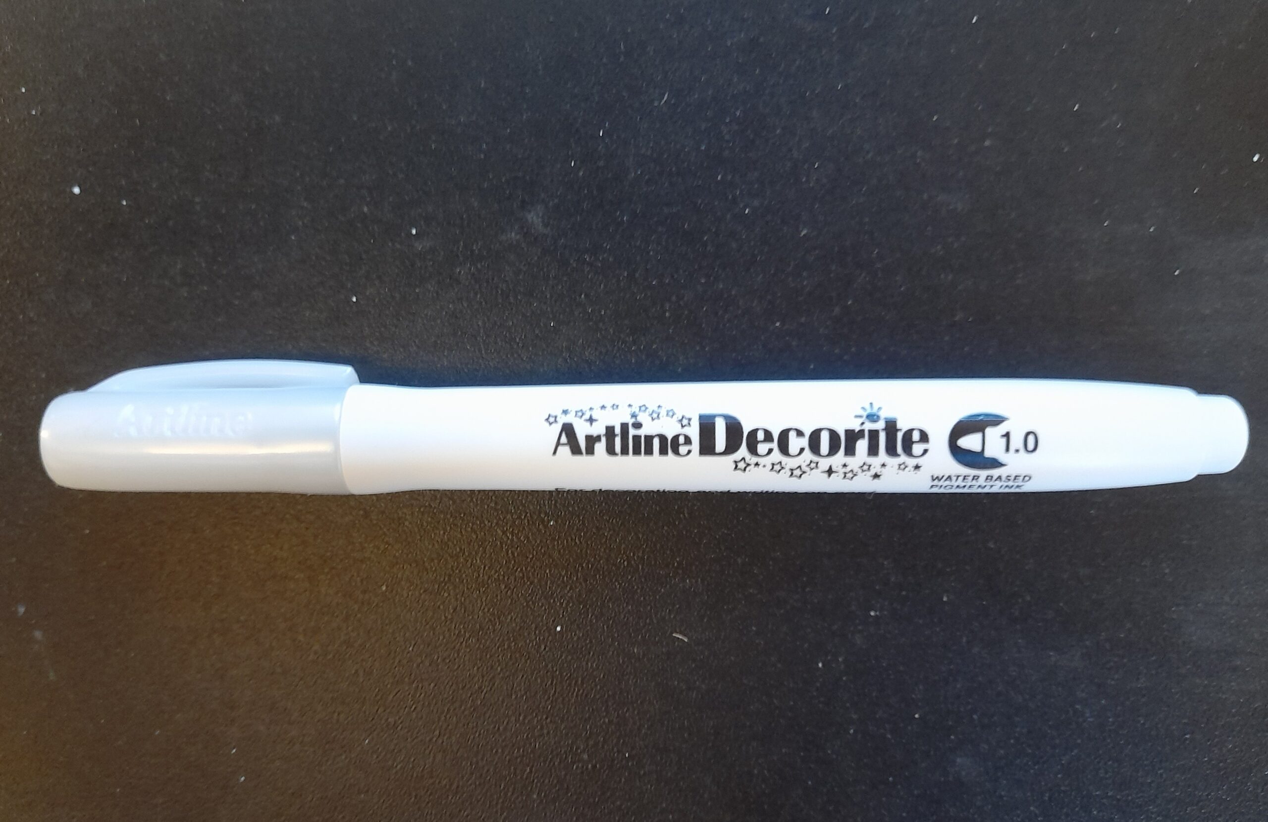 Artline Fine White Pigment Label Pen • Wells and Winter