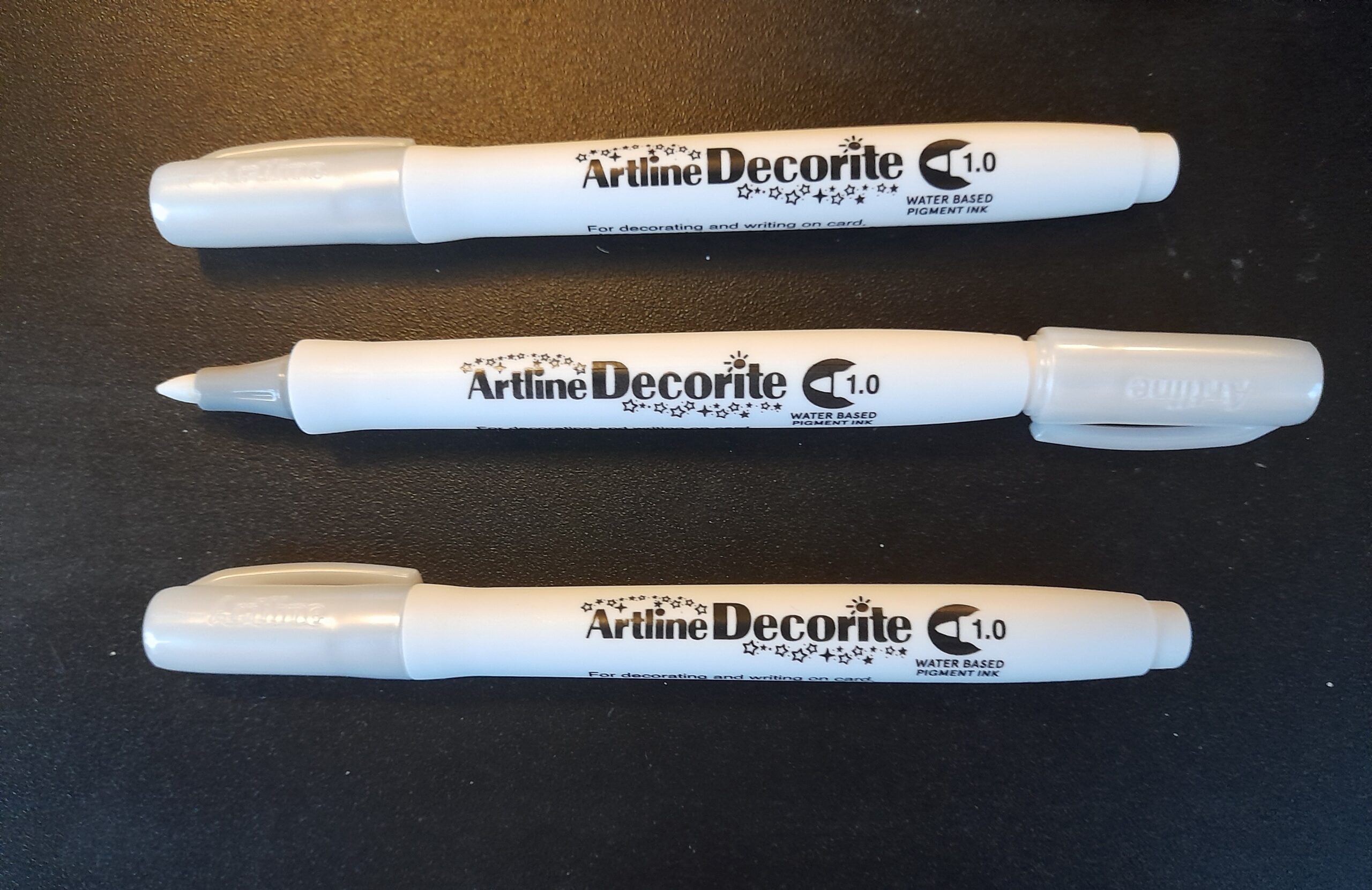 Artline Fine White Pigment Label Pen • Wells and Winter